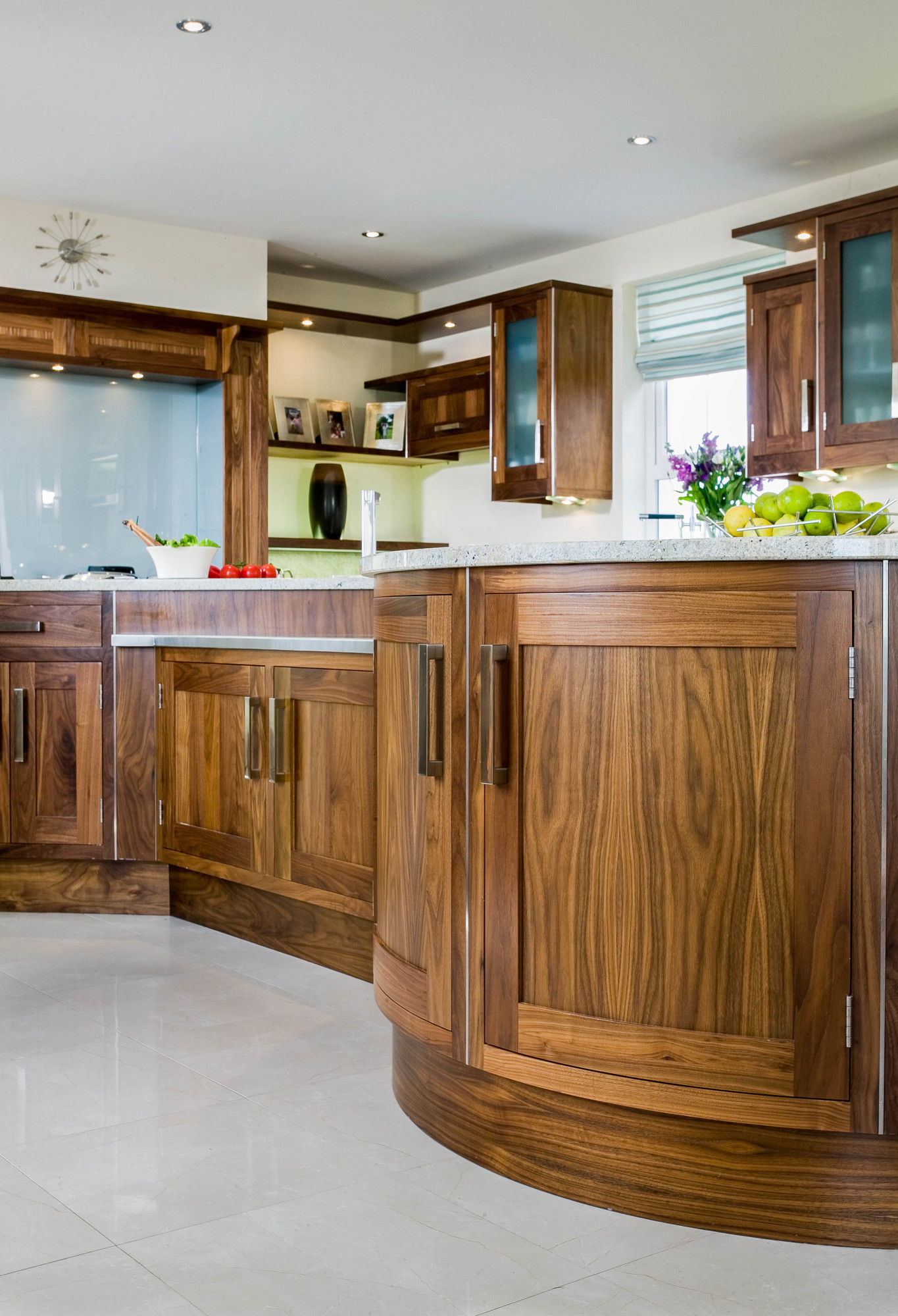 Curved Kitchen Inspiration | Curved Kitchen Gallery | Arthan Kitchens